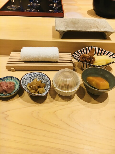 『完全紹介制。鮨は最高峰。』by Zapril : 【移転】鮓 ふじなが - 麻布十番/寿司 [食べログ]