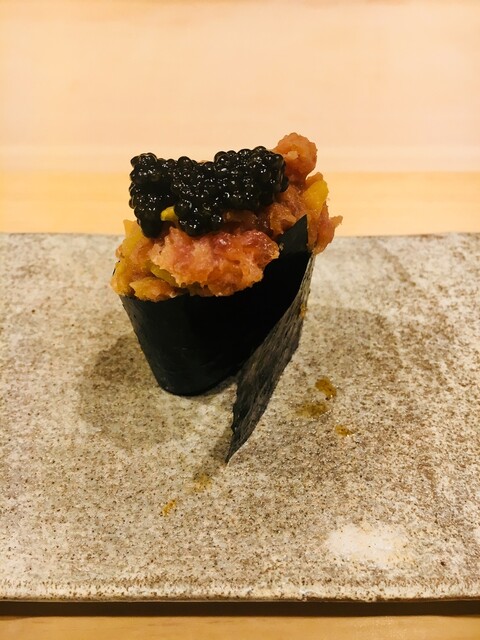 『完全紹介制。鮨は最高峰。』by Zapril : 鮓 ふじなが - 麻布十番/寿司 [食べログ]