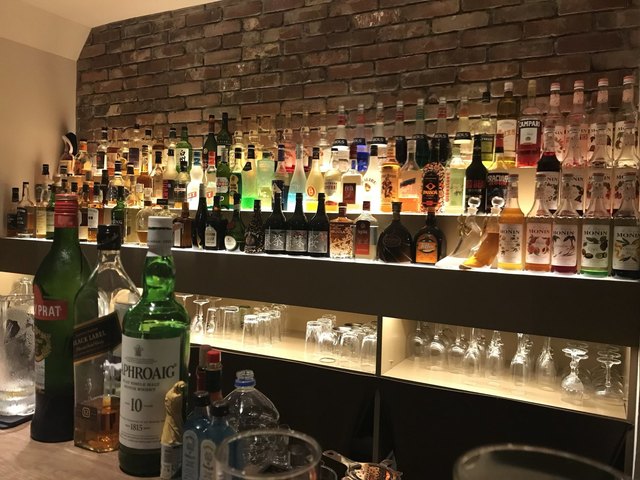 ORATI （オラチ）のご予約 - 市役所前/バー | 食べログ