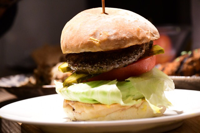 E・A・T （イーエーティー） - 代々木/ハンバーガー [食べログ]