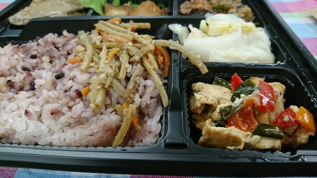 写真 : ヤジッコキッチン （Yajikko KITCHEN） - 本八幡/カフェ | 食べログ