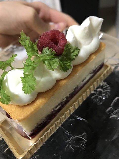 口コミ一覧 : パティスリー エール （patisserie R） - 大元/ケーキ [食べログ]