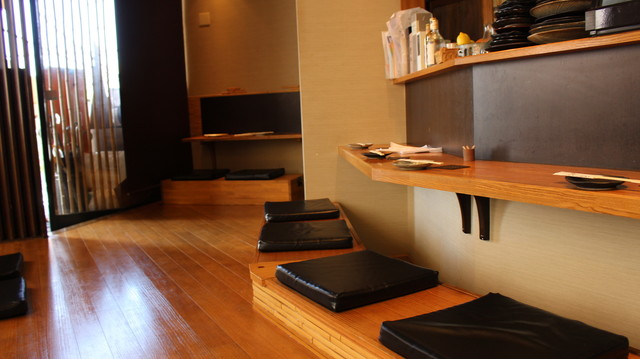 内観写真 : 真 （シン） - 西宮北口/居酒屋 | 食べログ