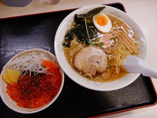 山梨の新鮮な馬刺しはここで！精肉店や居酒屋などおすすめ23選 [食べログまとめ]