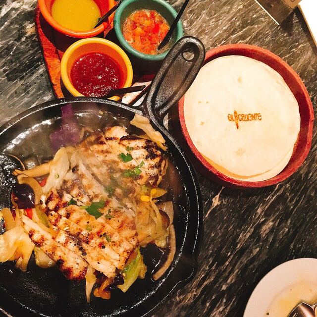 『品川で雰囲気重視なら間違いなくここ！』by かぼグルマン : el caliente modern mexicano - 品川/メキシコ料理 ...