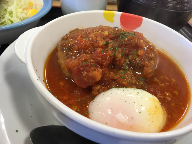 うまトマハンバーグ定食』by stardust701 : 松屋 豊中上津島店 - 服部天神/牛丼 [食べログ]