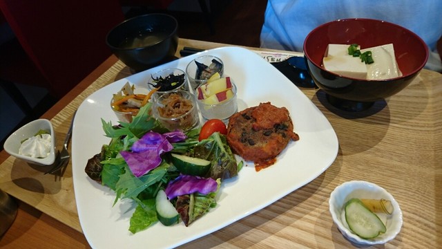 カフェ&ギャラリー ランプ （cafe&gallery Lamp） - 北野白梅町/カフェ [食べログ]