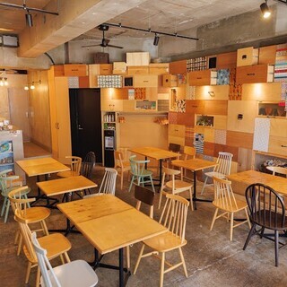 TRUNK CAFE （トランク カフェ）のご予約 - 八丁堀/ダイニングバー | 食べログ